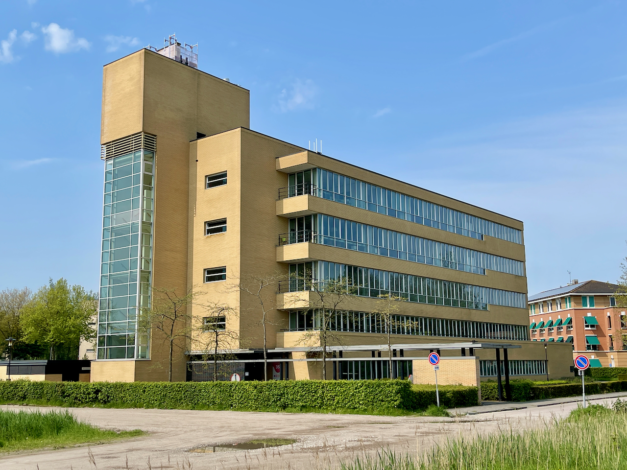 Kantoorgebouw Lausanne, Zoetermeer (1999) – Willem Marinus Dudok, architect